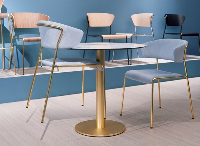 Sedia Lisa con Braccioli di Scab Design | Dosarredamenti.it ...