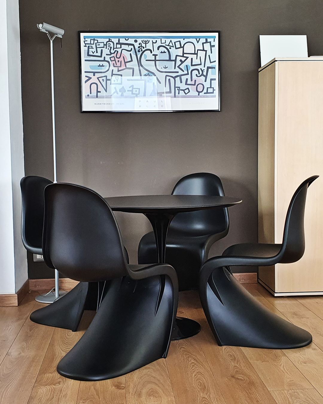 Tavolo Saarinen riproduzione modello Tulip Saarinen | Dosarredamenti.it ...